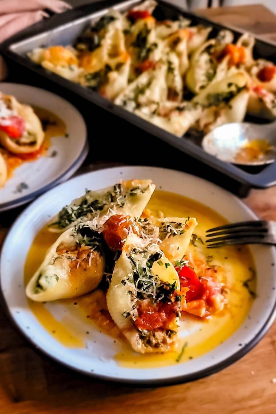 Ricotta and Spinach Stuffed Pasta Shells | Girl Meets Fire