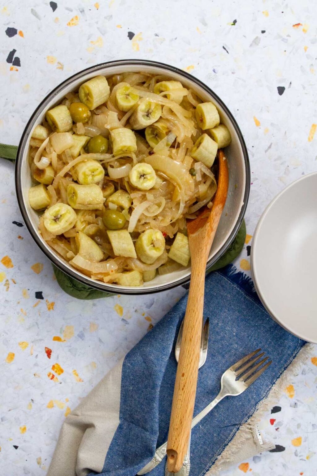 Guineitos en Escabeche, Puerto Rican Pickled Green Bananas | Girl Meets ...