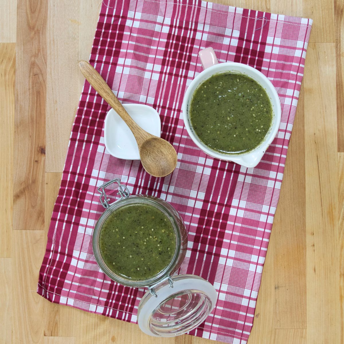 Green Tomatillo Salsa Verde | Girl Meets Fire